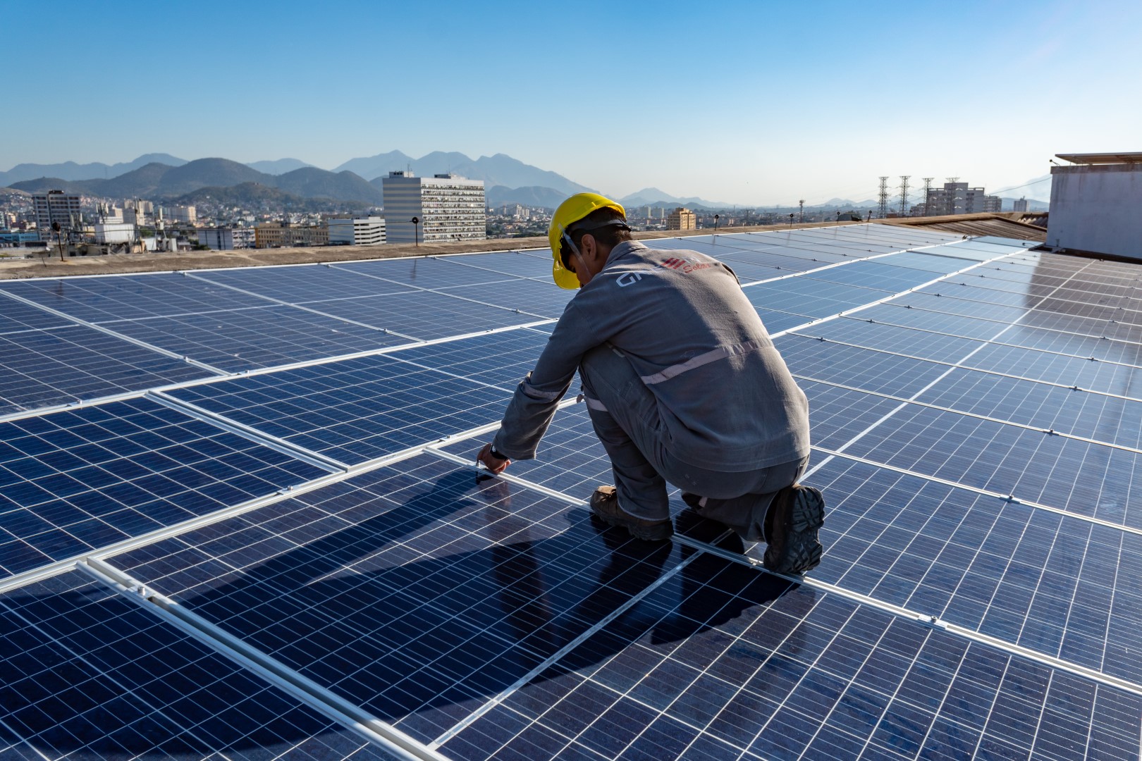 Cosmopolitan - Green Solar